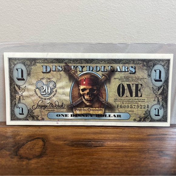 Disney | Other | 207 Disney Dollar Pirates Of The Caribbean The Curse ...